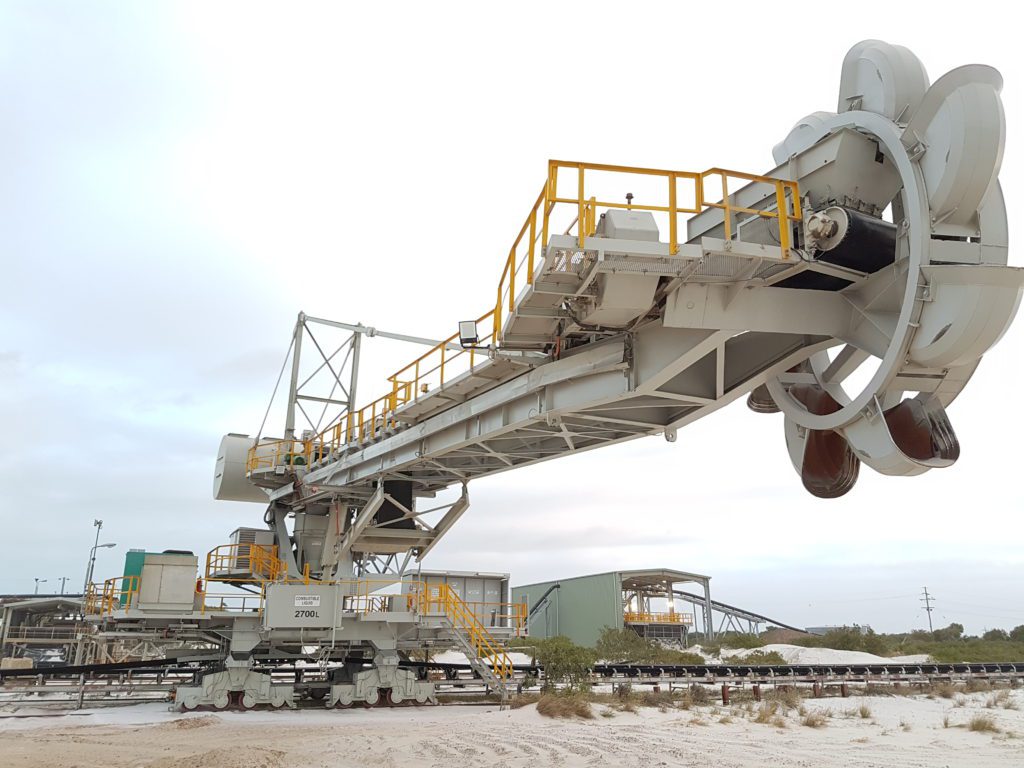 Mining & Resources; Engineering, Water Management & Labour Hire | Maxitool Group